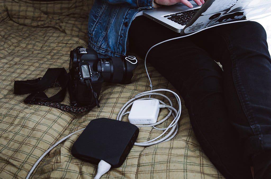 Portable Power Packs And How To Choose One | Omnicharge